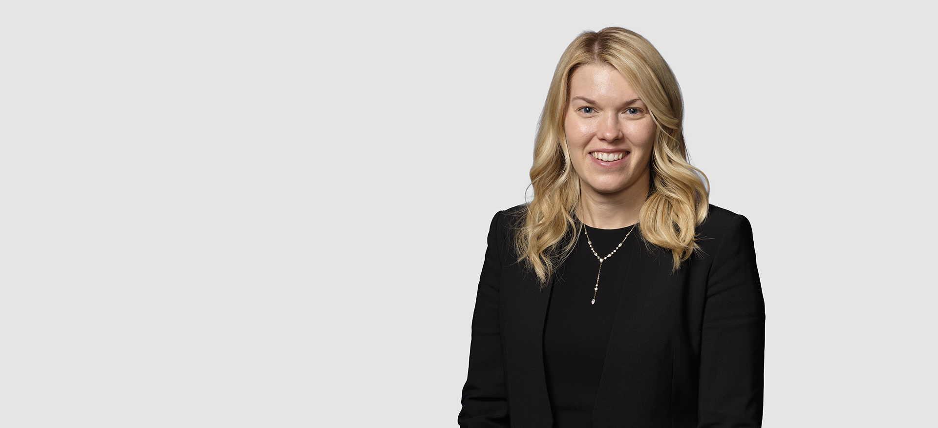 Biography | Caroline Zielinski